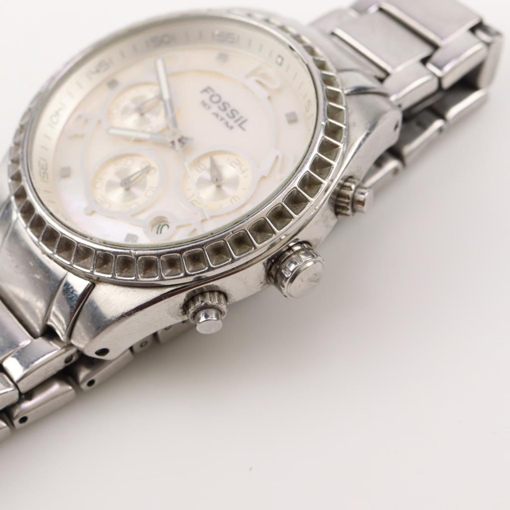 Fossil Chronograph Mother Of Pearl Dial Watch | Property Room