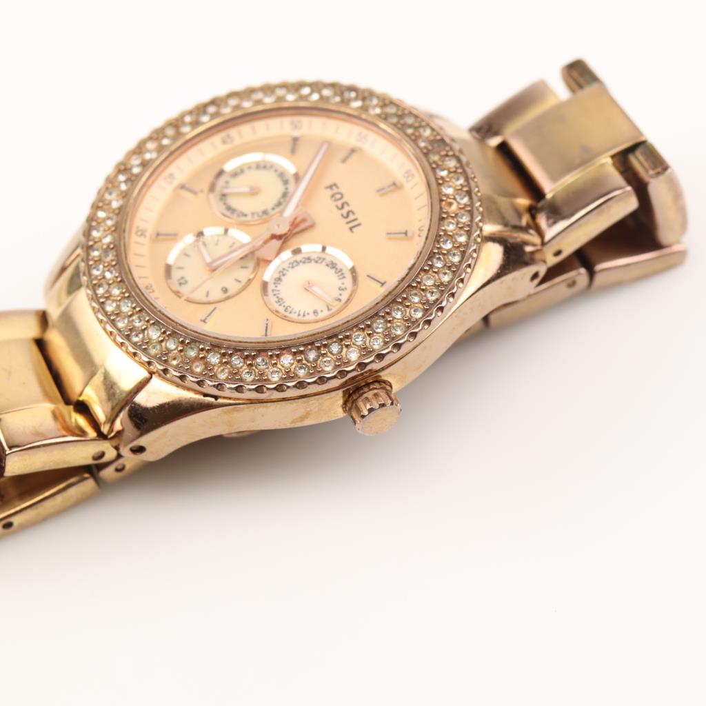 Fossil Stella Mother Of Pearl Watch | Property Room