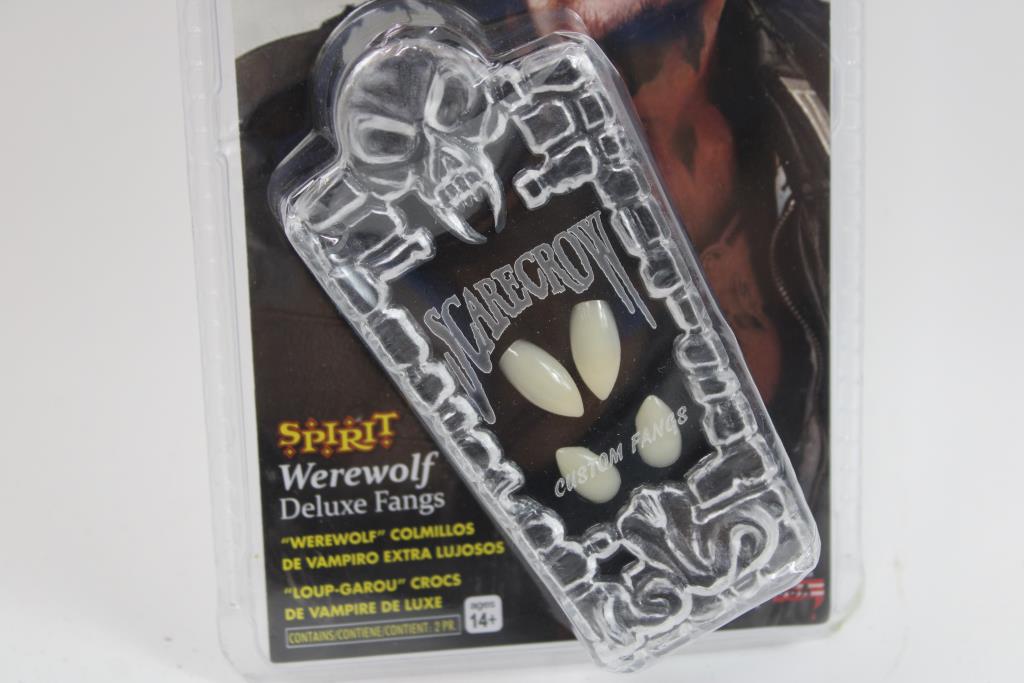 Four Sets Of Scarecrow Werewolf Fangs Halloween Makeup | Property Room