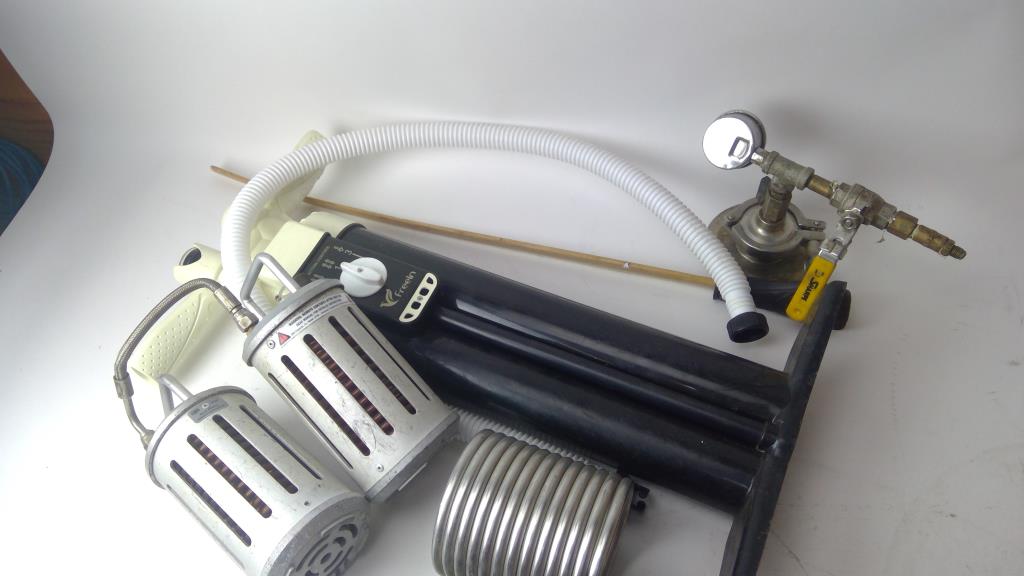 Freein Double Chamber Hand Pump, Slime Smart Spair Emergency Tire Kit ...