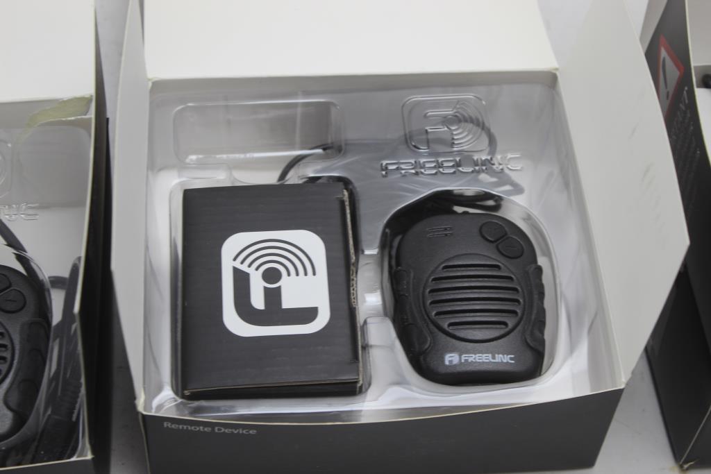 Freelinc Microphones 3 Pieces | Property Room