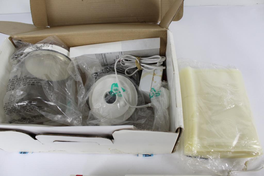 FreshSaver 35-0810 VacLoc Bag Sealer | Property Room