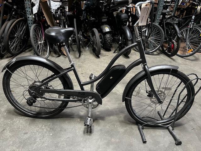 Fuji 26 Inch Beach Cruiser E-Bike | Property Room