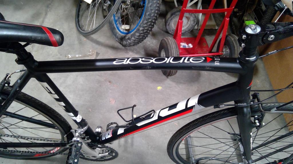 Fuji Absolute 2.0 LE Bike | Property Room