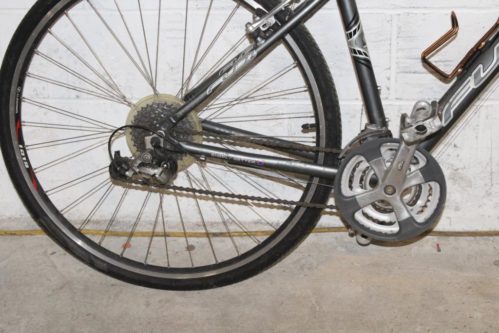 Fuji Del Rey Hybrid Bike | Property Room