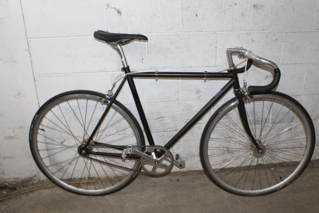 Fuji Feather Single Speed Road Bike | Property Room