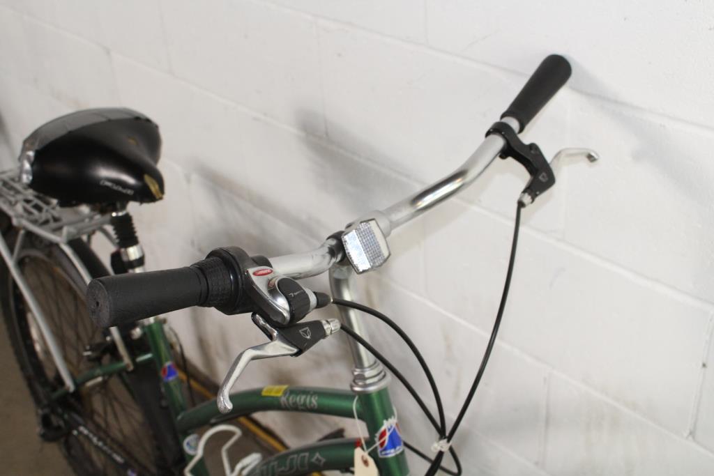 Fuji Regis Hybrid Bike | Property Room