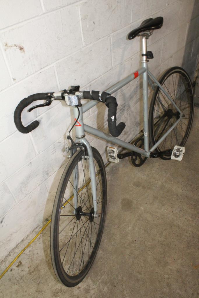Fuji Single Speed Road Bike | Property Room