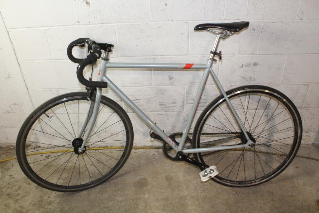 Fuji Single Speed Road Bike | Property Room