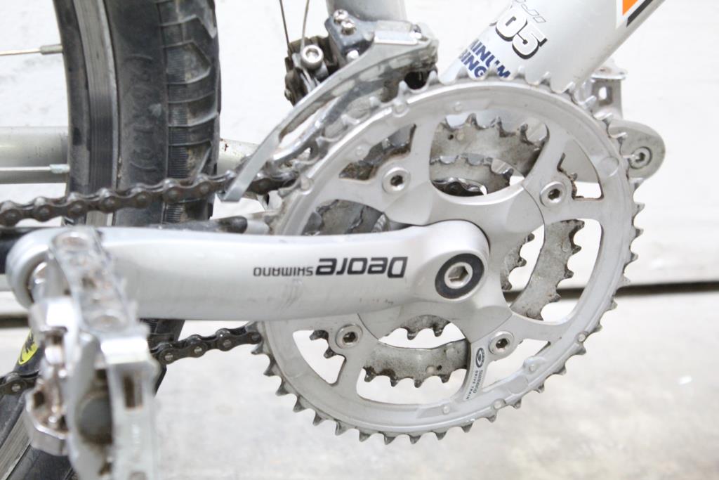 Fuji Suncrest Mountain Bike | Property Room