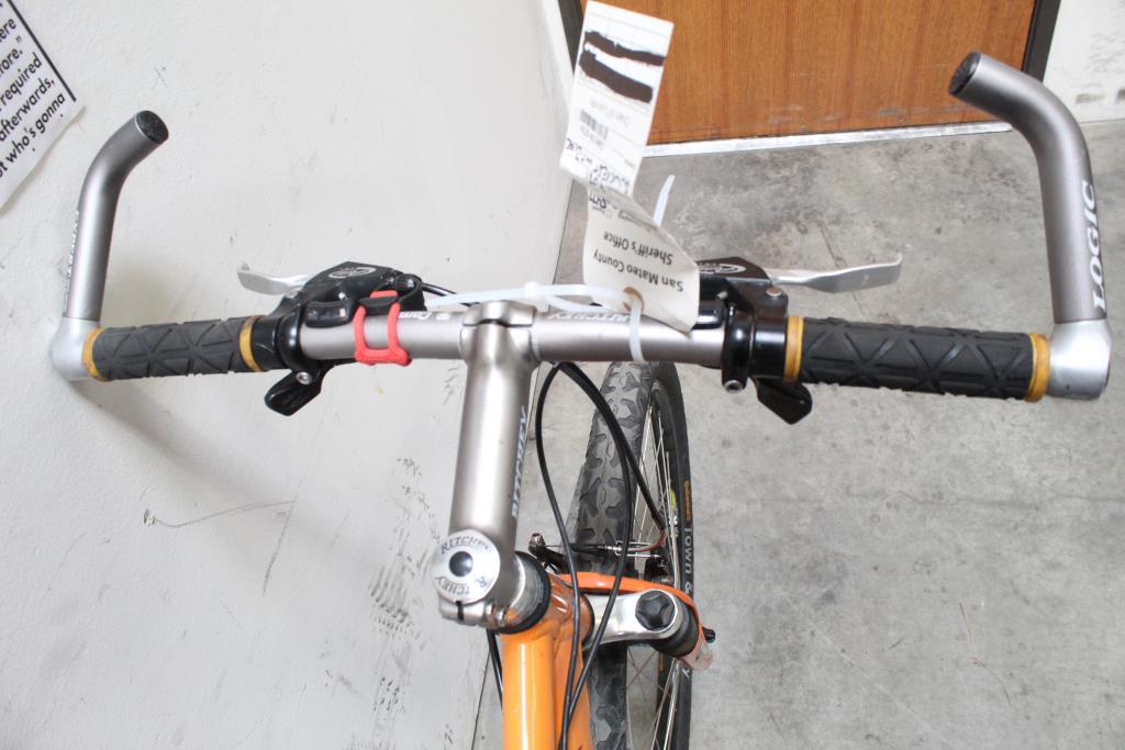 Fuji Suncrest Mountain Bike | Property Room