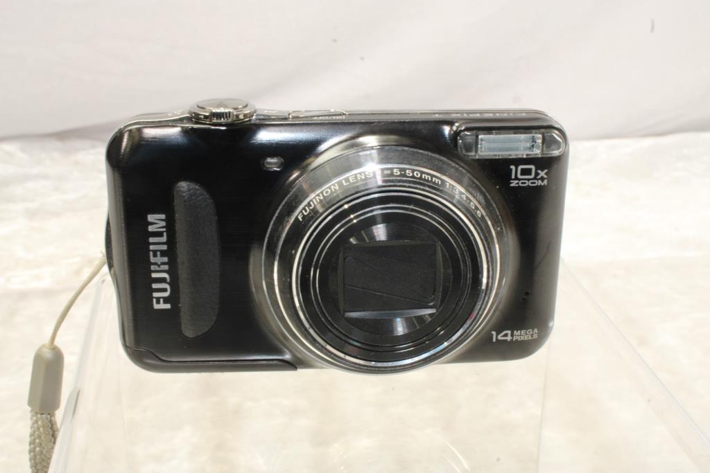 Fujifilm Digital Camera | Property Room