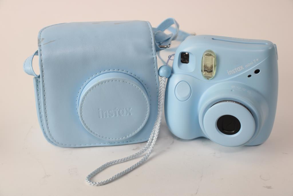Fujifilm Instax Mini 7+ Polaroid Camera With Carrying Case, Light Blue ...