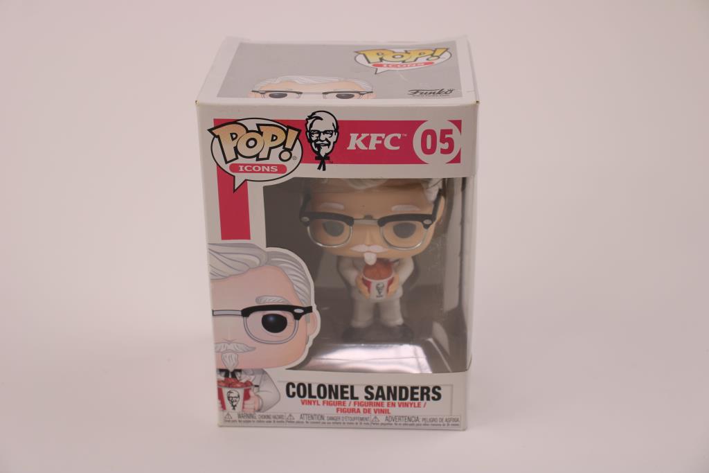 Funko Pops, Mickey Mouse 2020 Year Of The Mouse #737 And Colonel ...