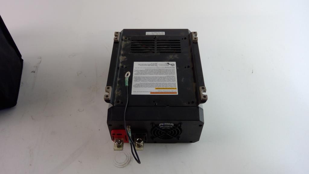 Fusion Power 1,500 Watt Inverter | Property Room