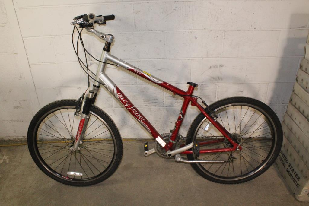 Gary Fisher Napa Hybrid Bike | Property Room
