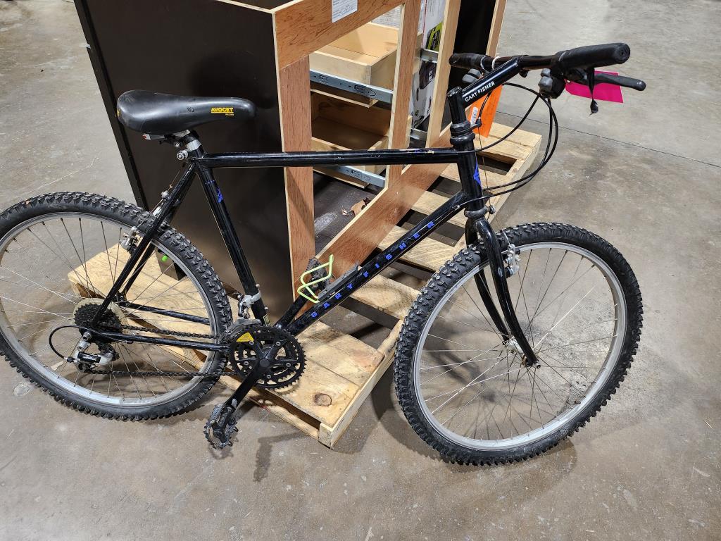 Gary Fisher Tassajarra Mountain Bike | Property Room