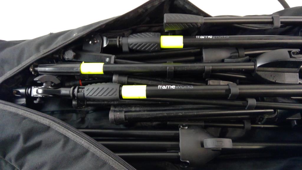 Gator Frameworks ID Series Speaker Stand Set With Padded Nylon Carry ...