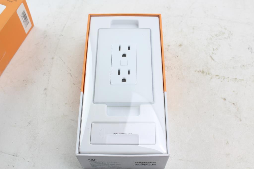 GE Control Power & Monitor Outlink Smart Outlet | Property Room