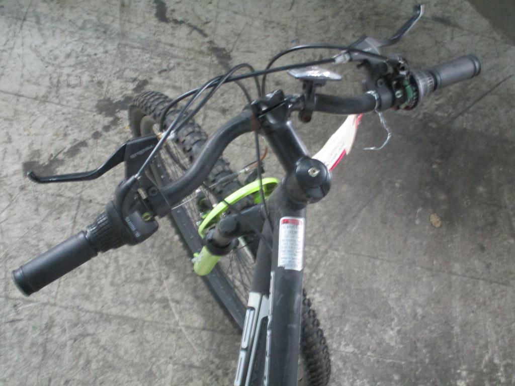 Genesis Gs29 Mountain Bike | Property Room