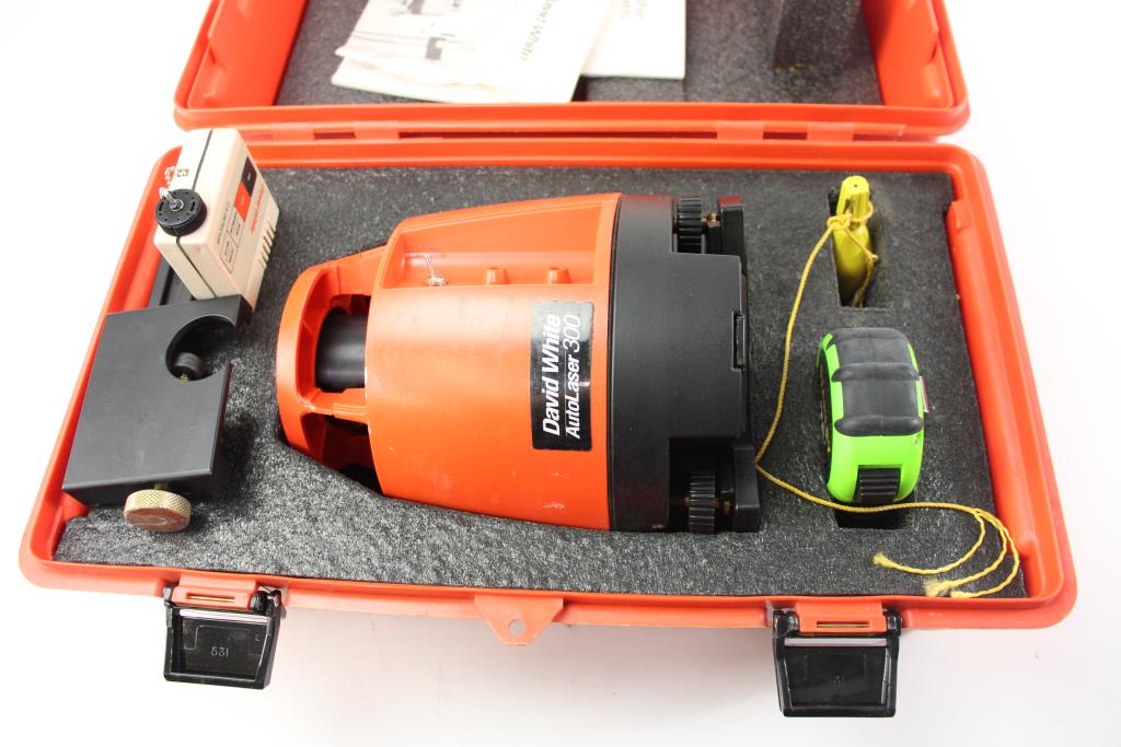 Geo Line David White Auto Laser 300 | Property Room