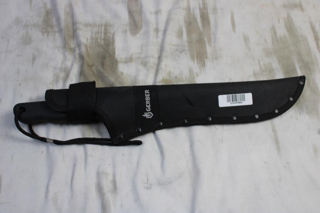 Gerber Hunting Machete | Property Room