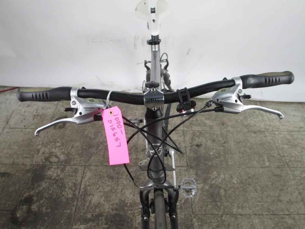 Giant FCR 3 Hybrid Bike | Property Room