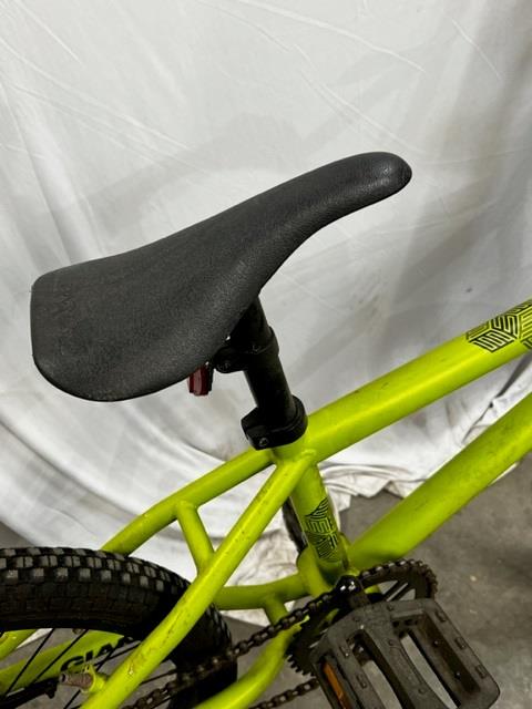 Giant GFR C/B Bike | Property Room
