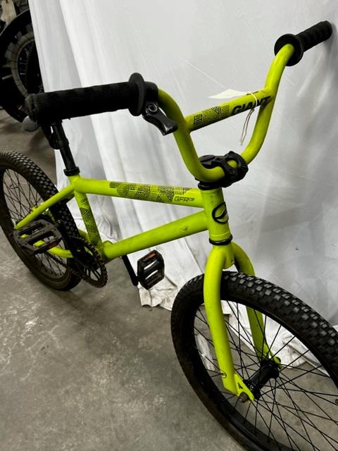 Giant GFR C/B Bike | Property Room