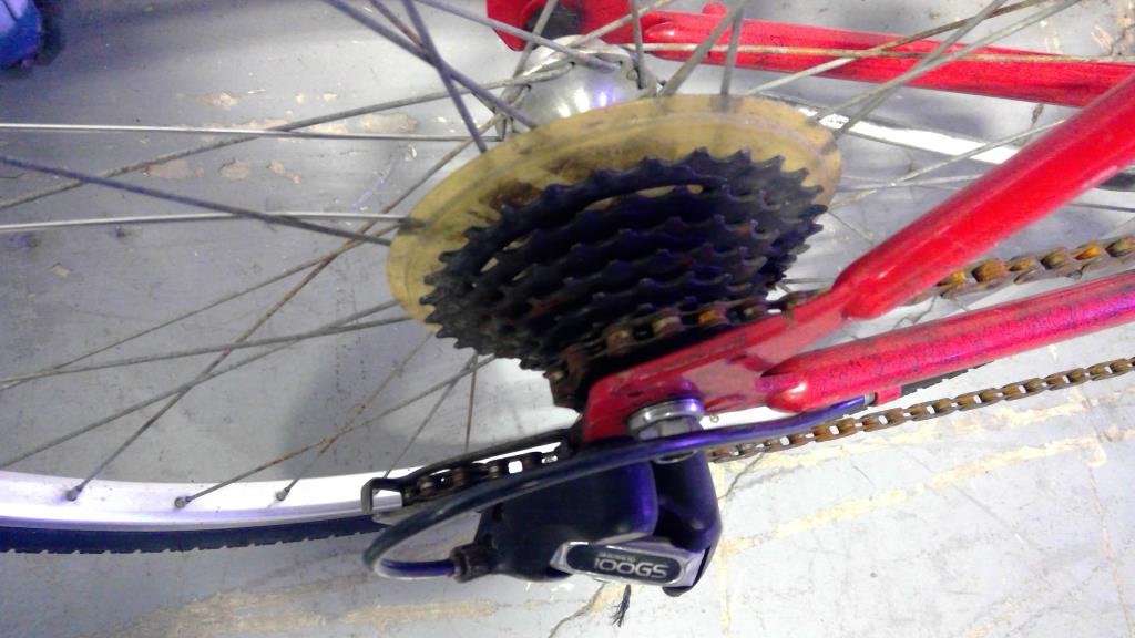 Giant Mountain Bike | Property Room