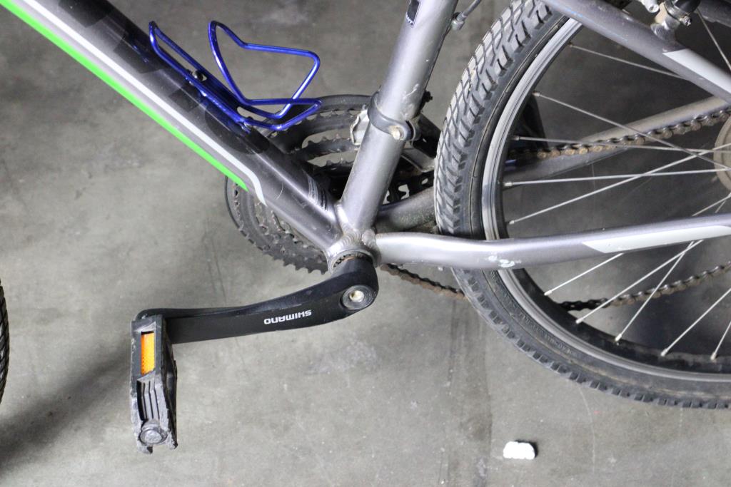 Giant Mountain Bike | Property Room