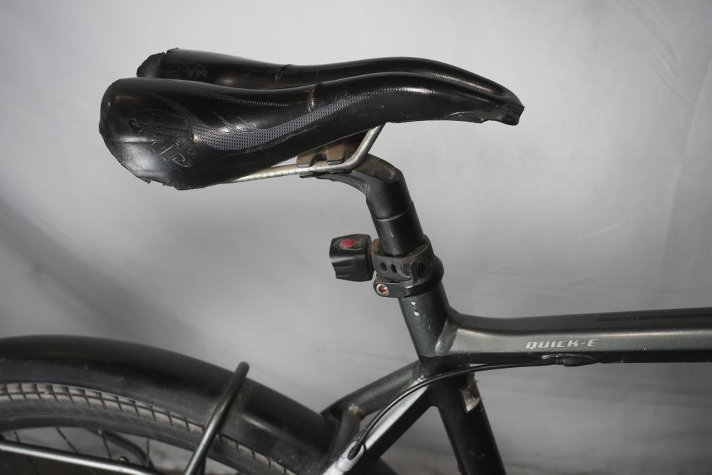 Giant Quick-E E-Bike | Property Room