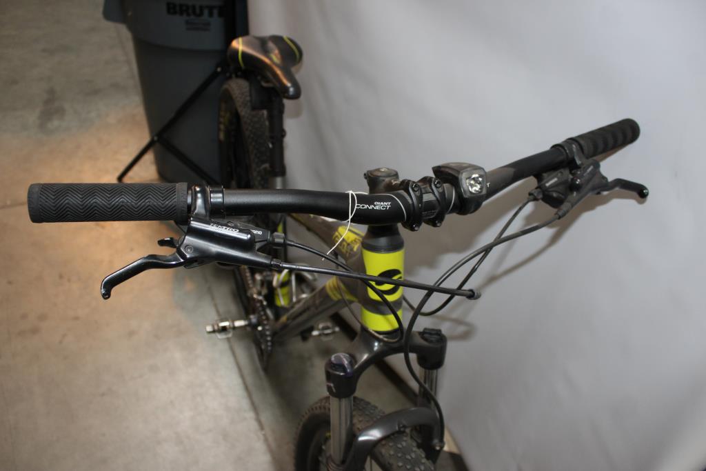 Giant Talon 4 Luxx 6000 Seires Front Suspension Mountain Bike ...