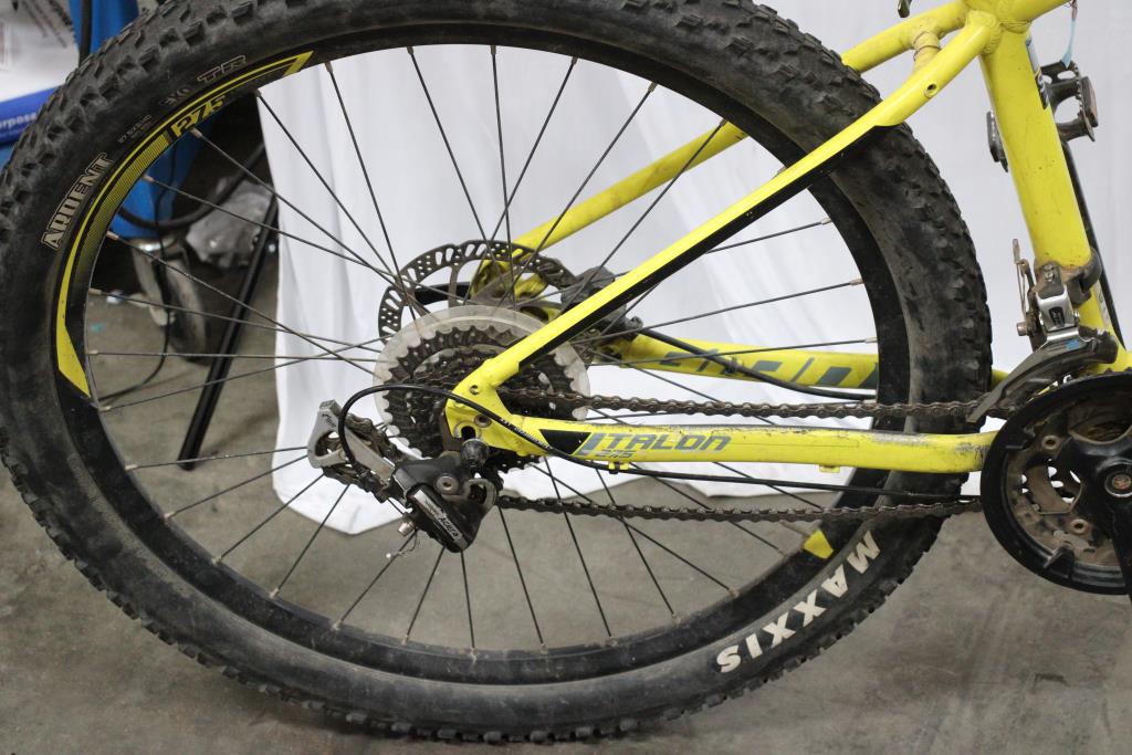 Giant Talon Mountain Bike | Property Room