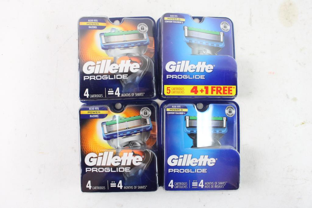 Gillette Blades, 4 Pieces | Property Room