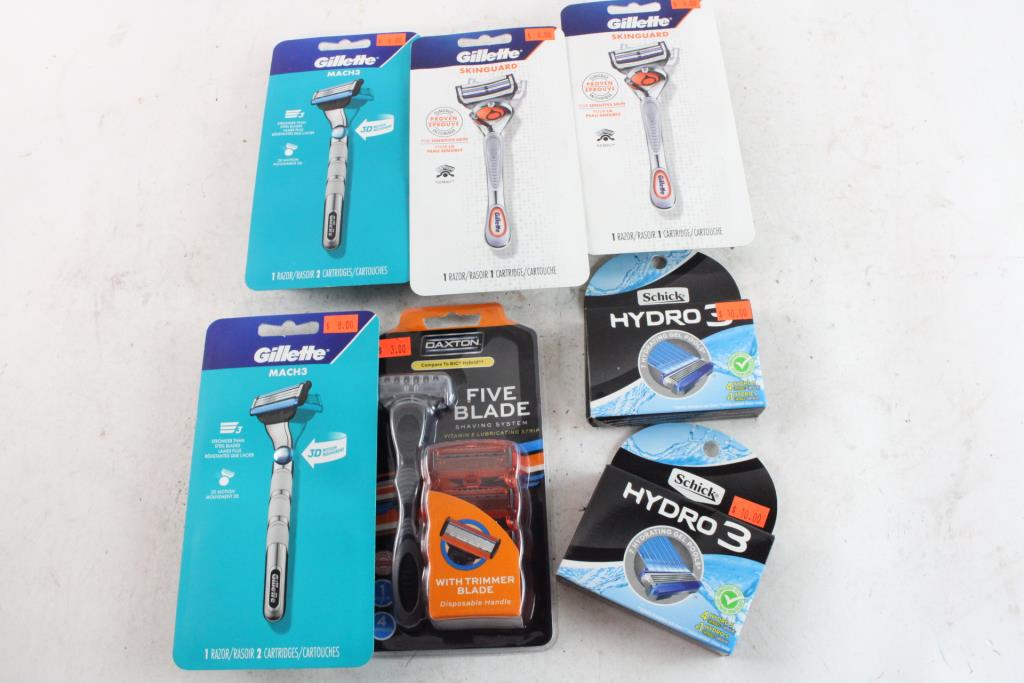 Gillette & Daxton Razors & Blades, 5+ Pieces | Property Room