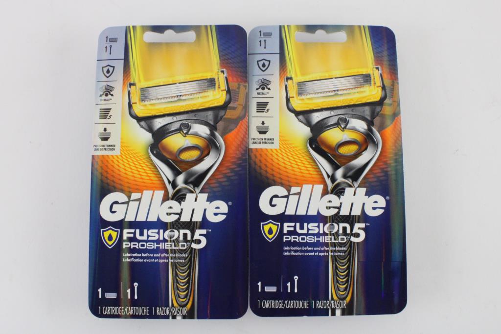 Gillette Fusion 5 Proshield Razor With Blade, 2 Pieces | Property Room