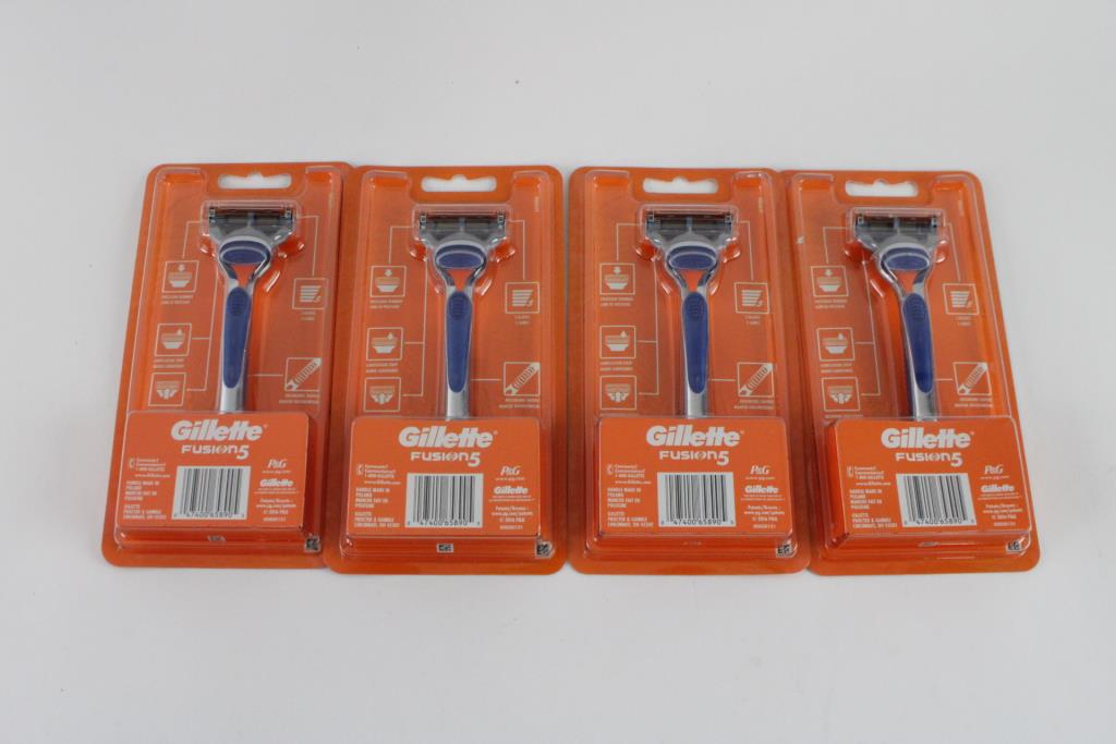 Gillette Fusion 5 Razor Handles With Cartridge, 4 Pieces | Property Room