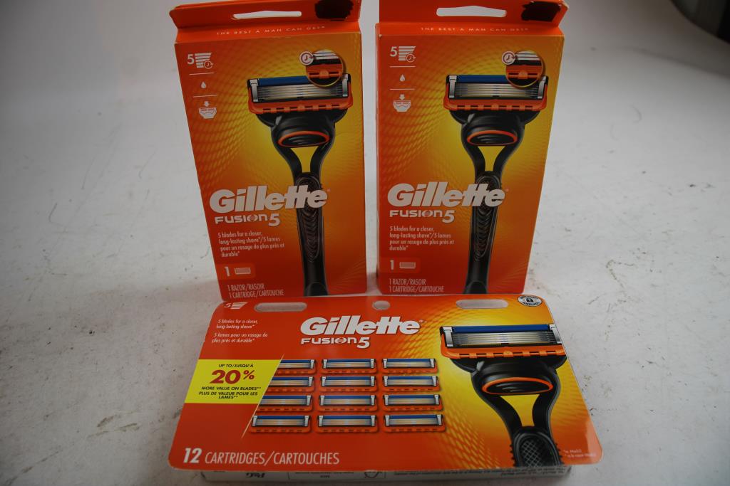 Gillette Fusion 5 Razors And Cartridges, 3 Pieces | Property Room