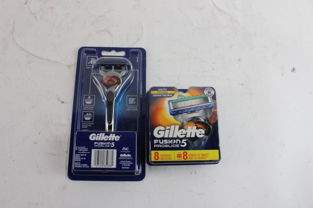 Gillette Fusion Proglide 5 Razor & Blades, 2 Pieces | Property Room