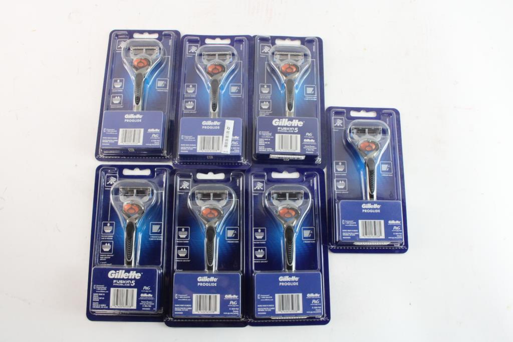 Gillette Fusion Proglide 5 Razors, 7 Pieces | Property Room