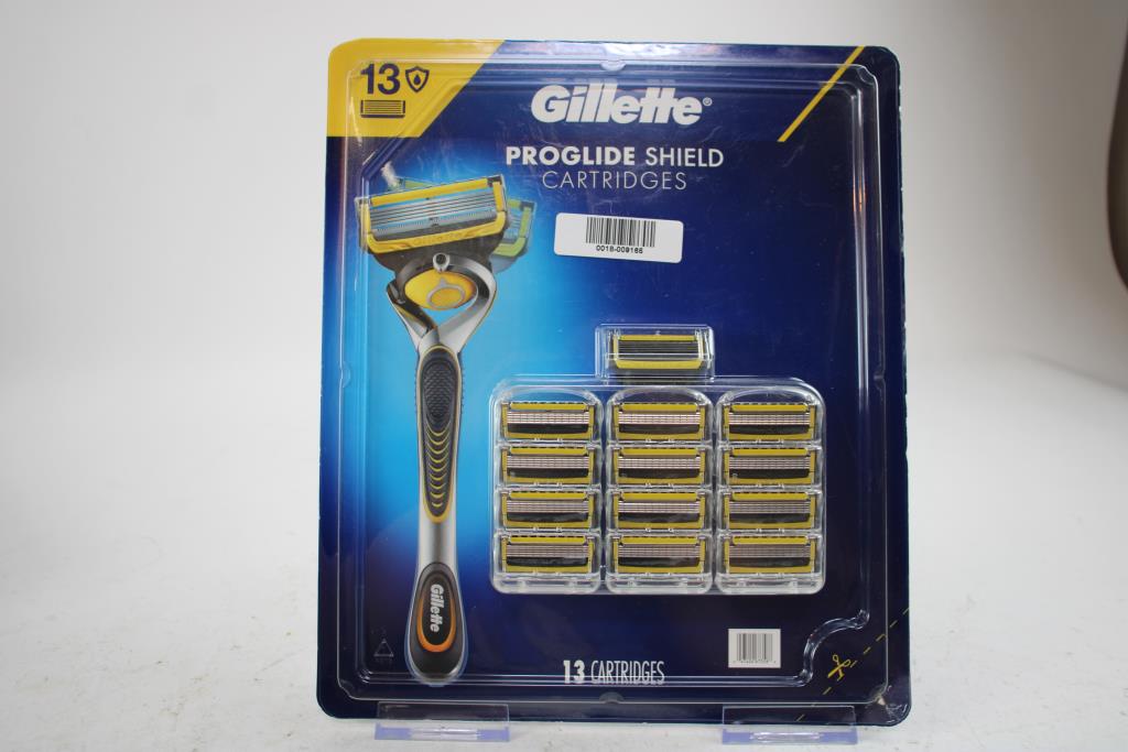 Gillette Proglide Shield Cartridges Set, 13 Cartridges | Property Room