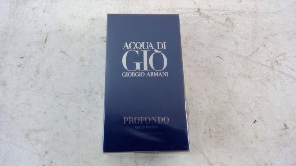 Giorgio Armani Profondo | Property Room