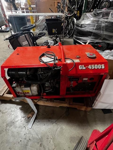 GL-4500S Industrial Size Generator | Property Room