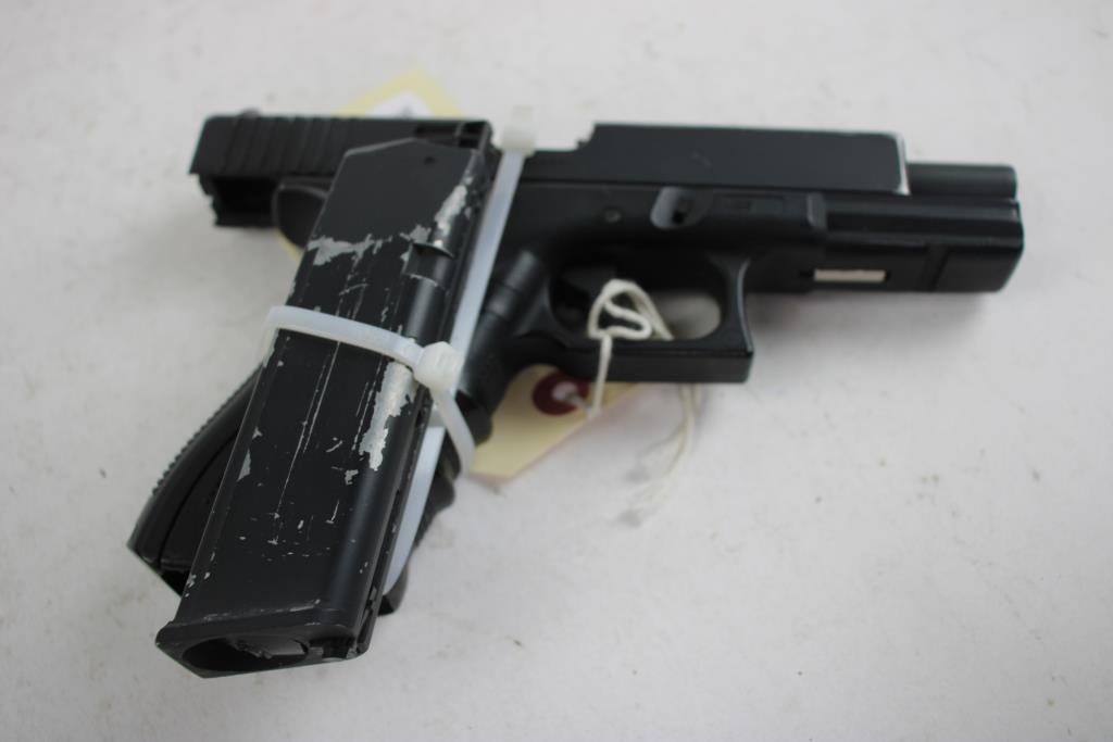Glock 17 Gen 4 Airsoft Pistol | Property Room