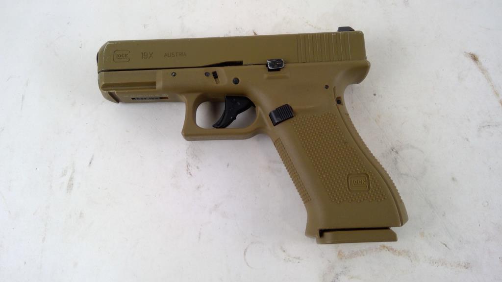 Glock 19x BB Pistol | Property Room