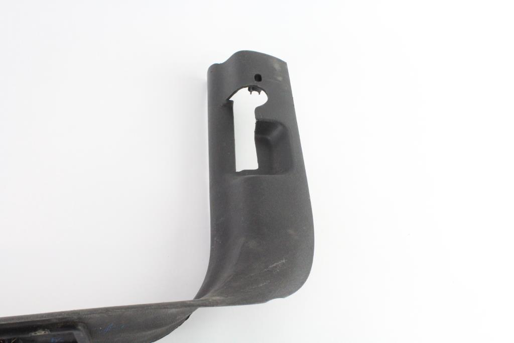GM Chevrolet Front SIde Door Sill Trim | Property Room