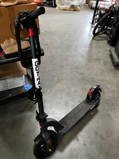 Go Trax Electric Push Scooter | Property Room