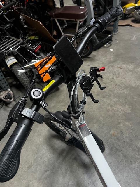 Go Trax Folding E-Bike | Property Room