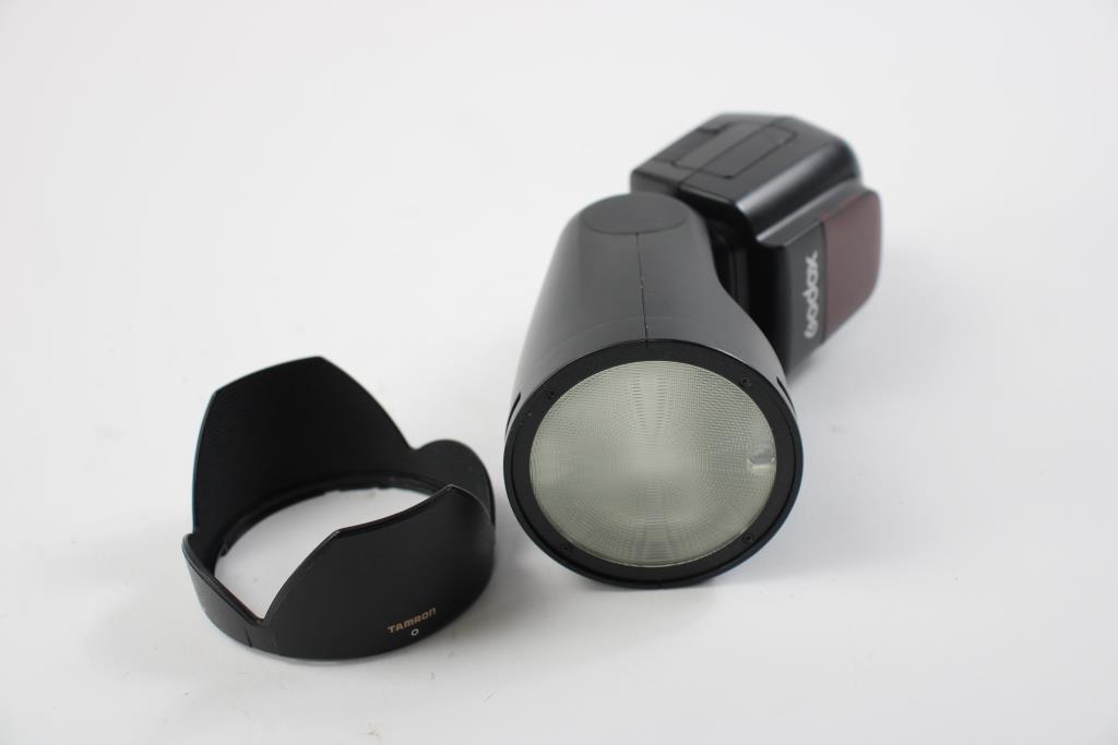 Godox Round Head Camera Flash For Sony | Property Room